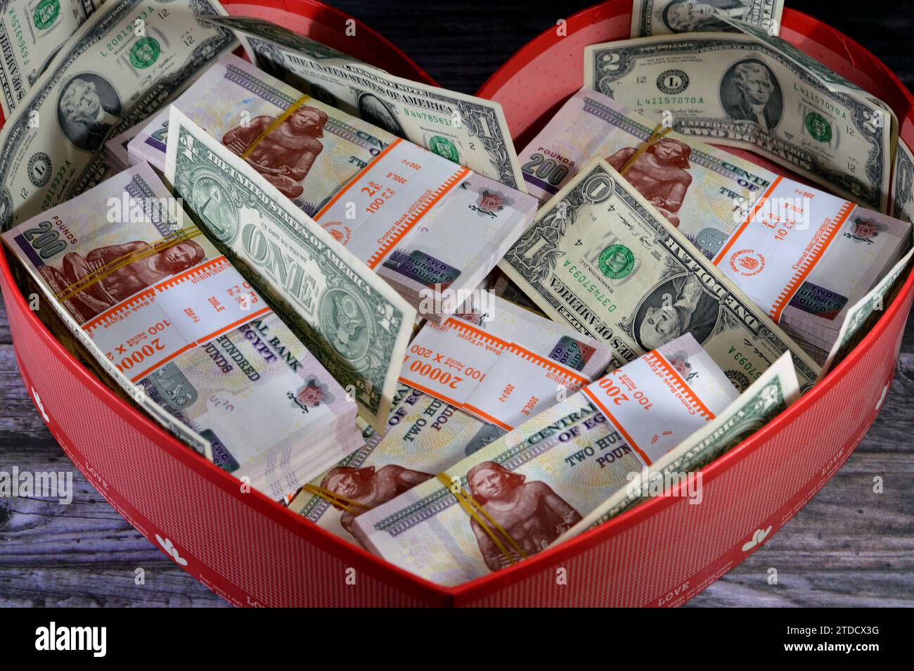 One thousand pound note hi-res stock photography and images - Alamy