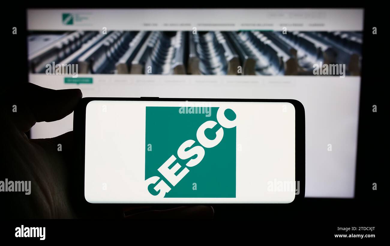 Process engineering hi-res stock photography and images - Alamy