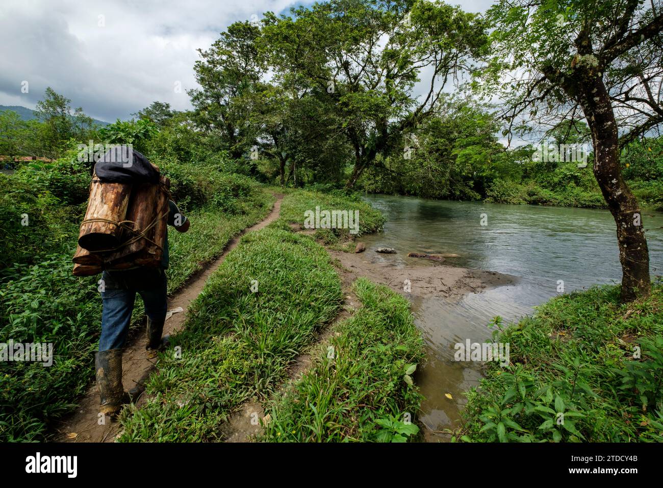 Río Cuatro Chorros, Lancetillo - La Parroquia, Franja Transversal del ...