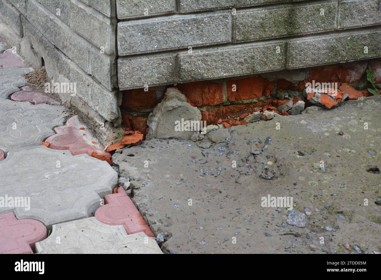 Corner damage hi-res stock photography and images - Alamy