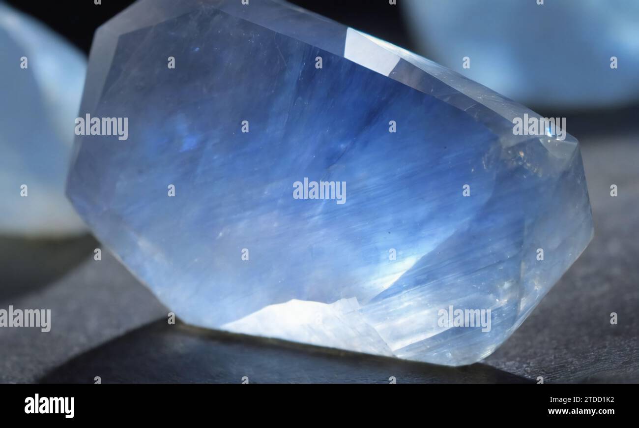 Quartz adularia hi-res stock photography and images - Alamy