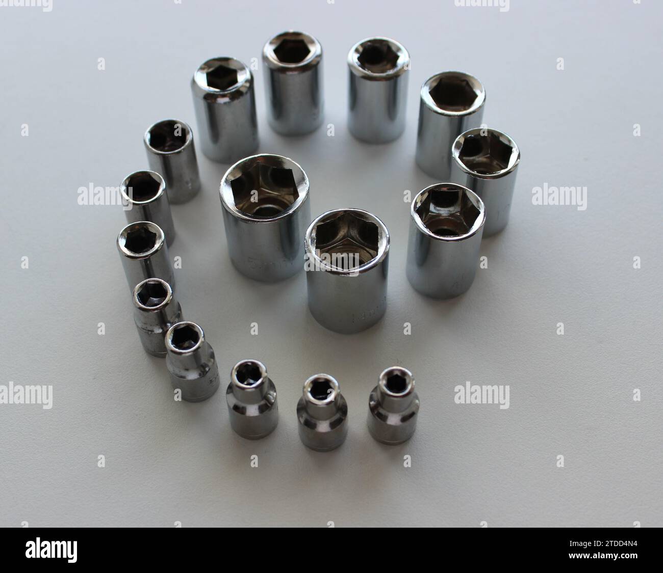 Hardware comparison hi-res stock photography and images - Alamy