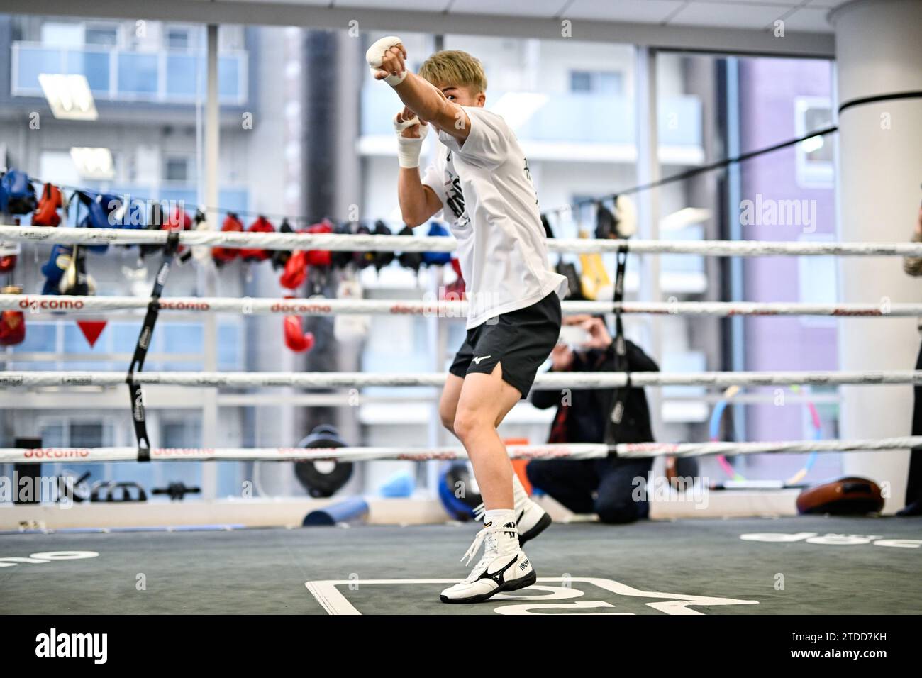 Naoya Inoue of Japan trains during a public workout at Ohhashi Boxing ...