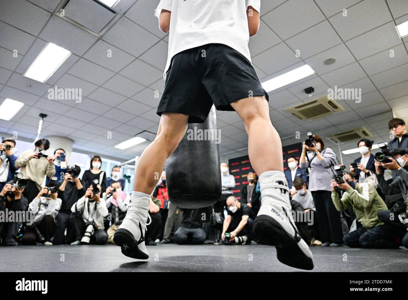 Naoya Inoue of Japan trains during a public workout at Ohhashi Boxing ...