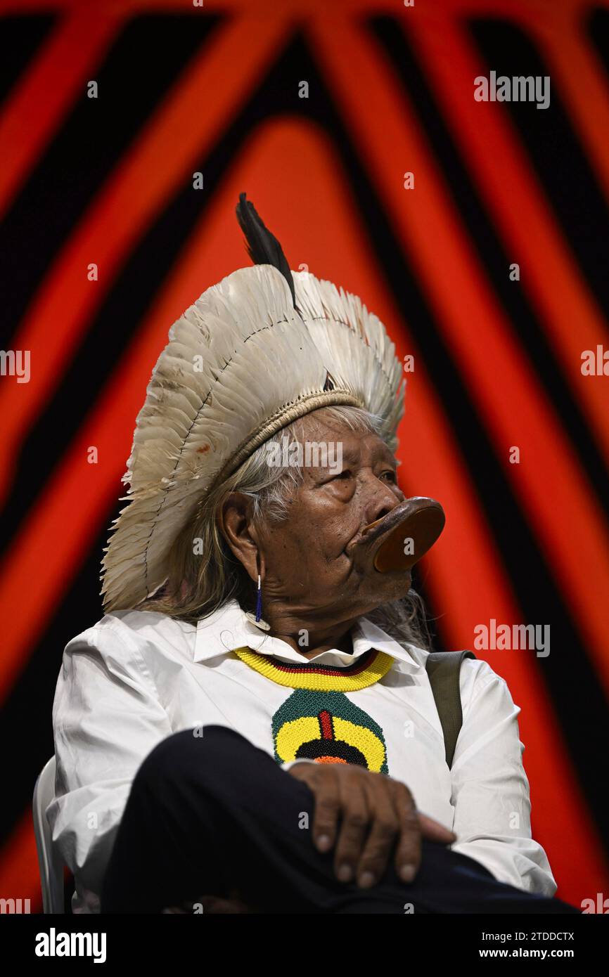 DF - BRASILIA - 15/12/2023 - BRASILIA, FESTIVAL The indigenous chief of ...