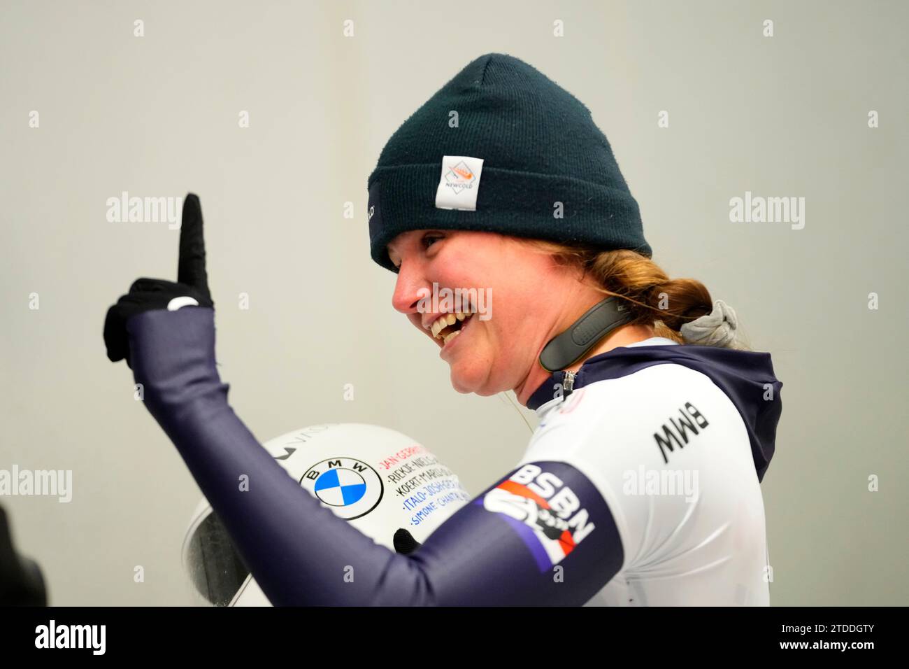 Kimberley Bos of Netherlands celebrates after winning the women's ...
