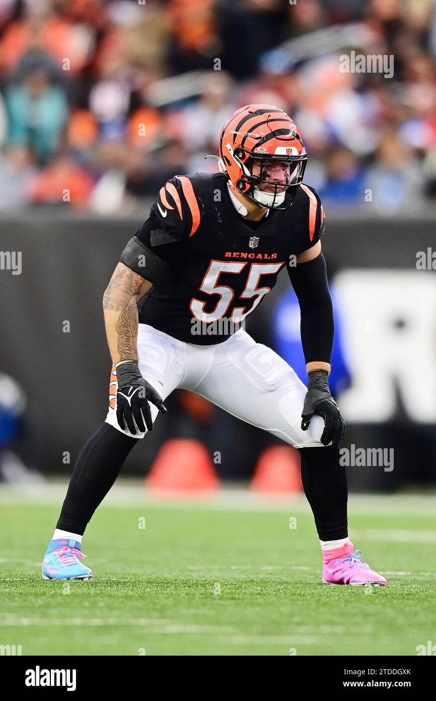 Cincinnati Bengals linebacker Logan Wilson (55) lines up for the play ...