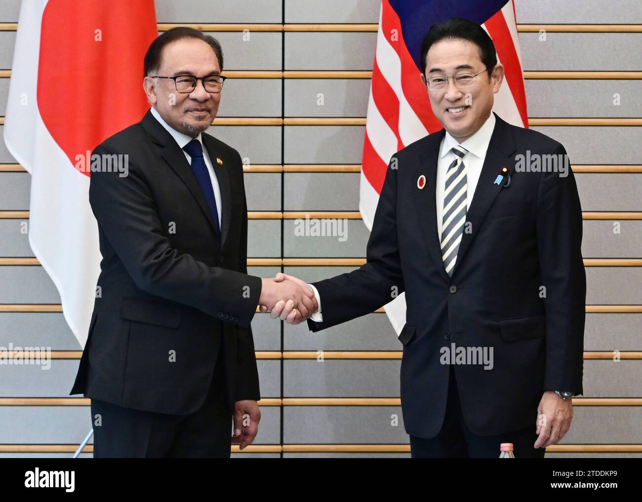 Prime Minister of Malaysia Anwar bin Ibrahim shakes his hand with Prime ...