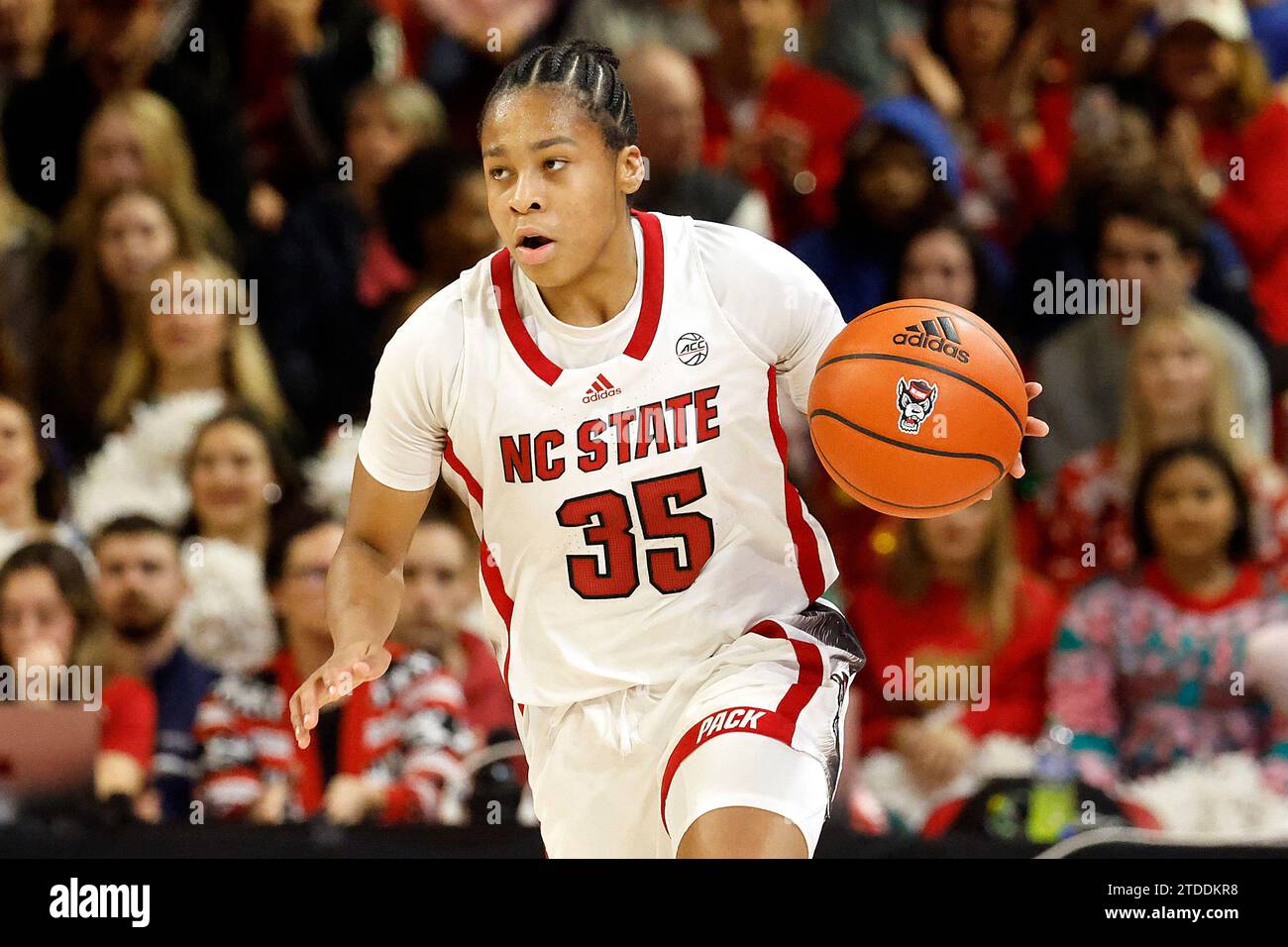 North Carolina State's Zoe Brooks (35) brings the ball up the court ...