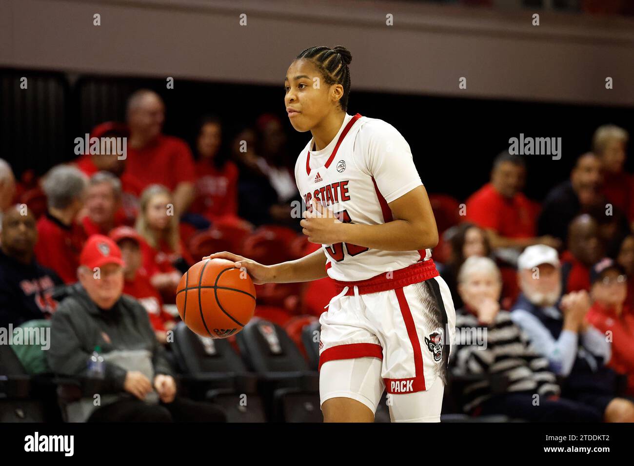 North Carolina State's Zoe Brooks (35) brings the ball up the court ...
