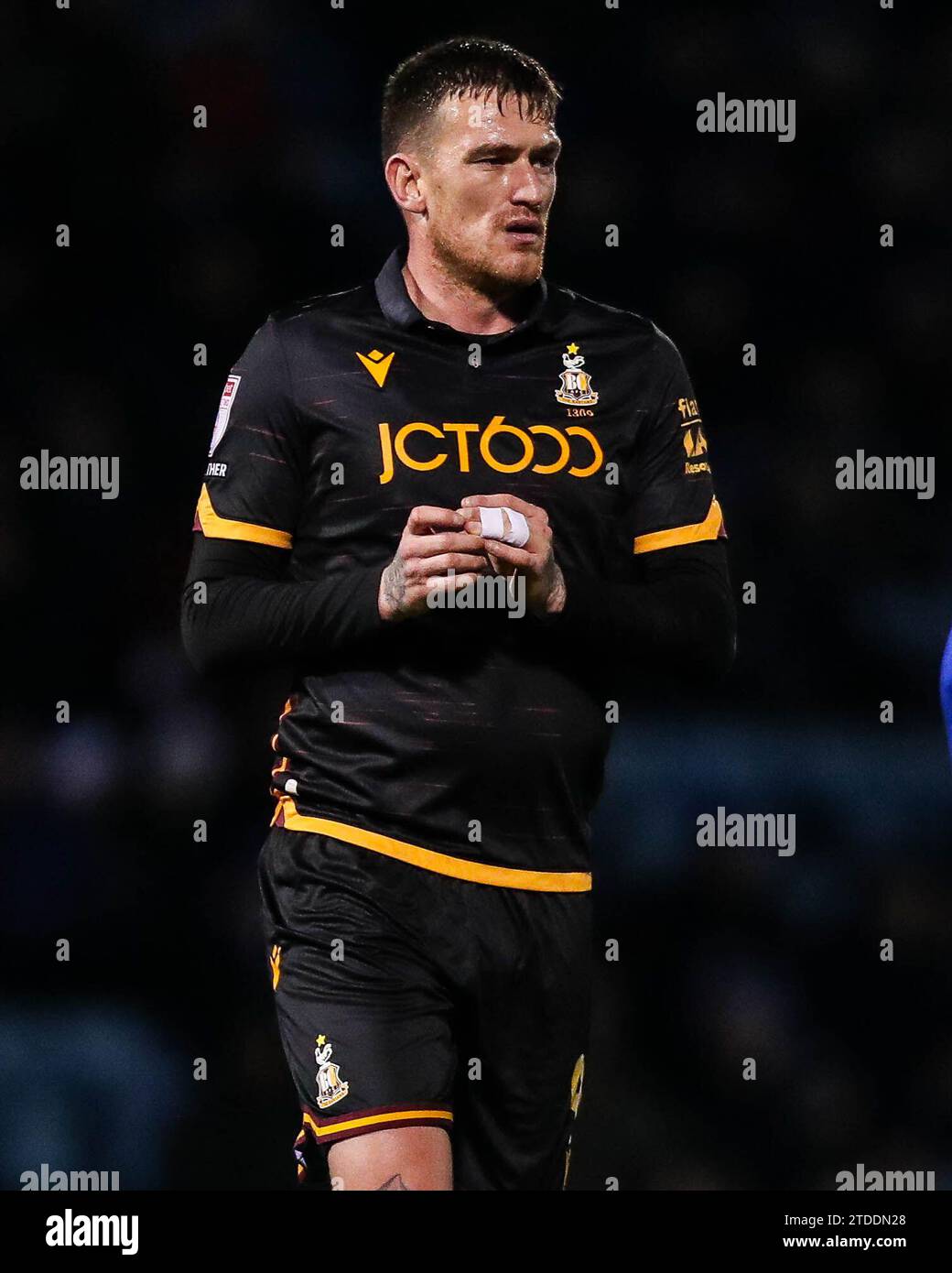 Bradford City's Andy Cook during the Sky Bet League Two match at ...
