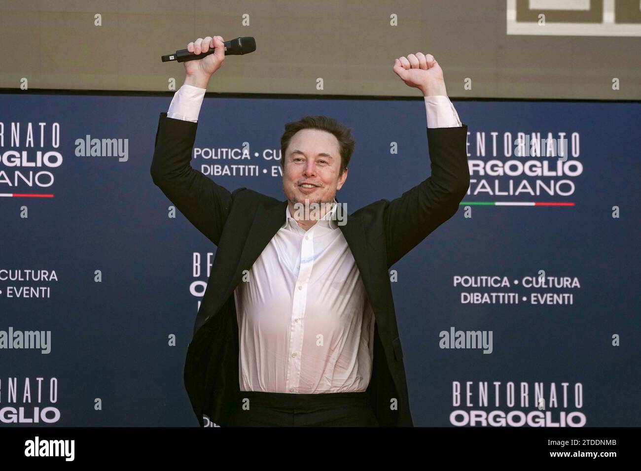 Tesla and SpaceX's CEO Elon Musk waves as he arrives at the annual ...