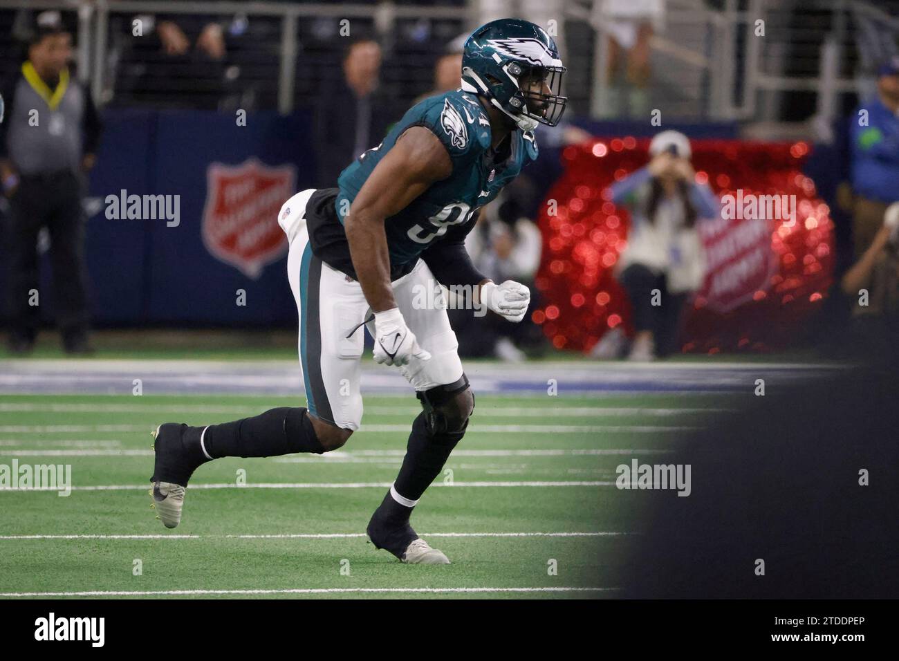 Philadelphia Eagles defensive end Josh Sweat (94) rushes the passer ...