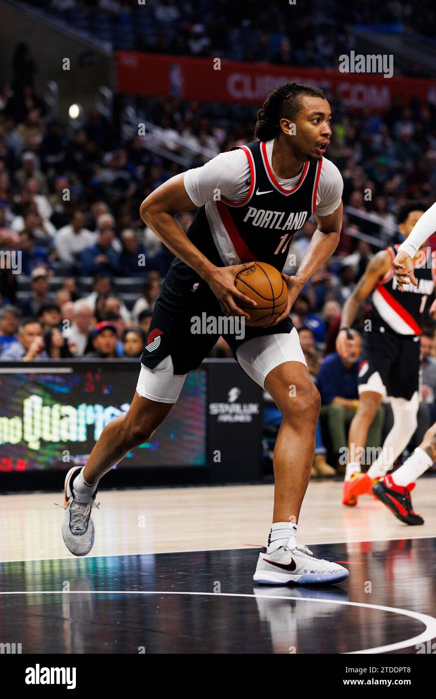 LOS ANGELES, CA - DECEMBER 11: Portland Trail Blazers center Moses ...