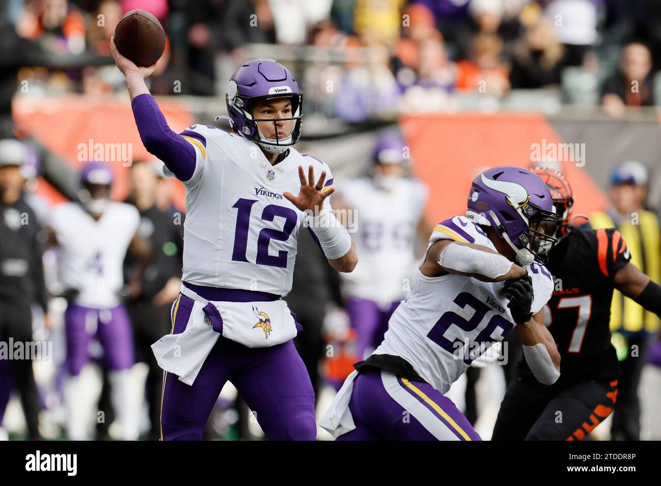 Minnesota Vikings quarterback Nick Mullens (12) throws a pass during ...