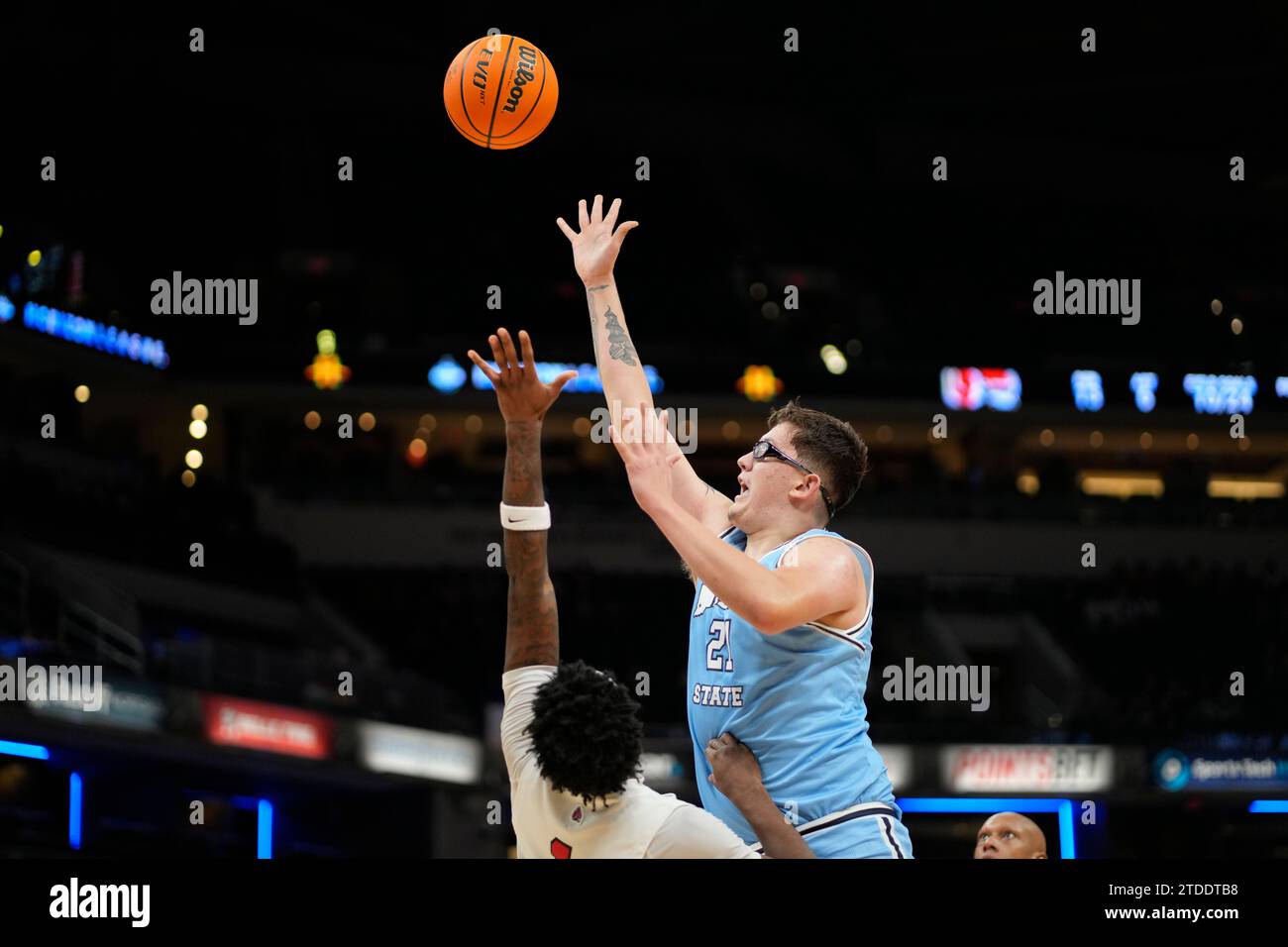Indiana State center Robbie Avila (21) in action during an NCAA college ...
