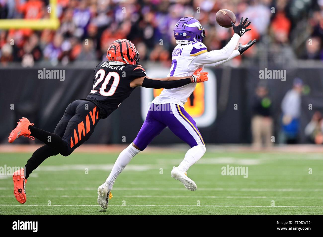 Minnesota Vikings wide receiver Jordan Addison (3) catches a pass ...