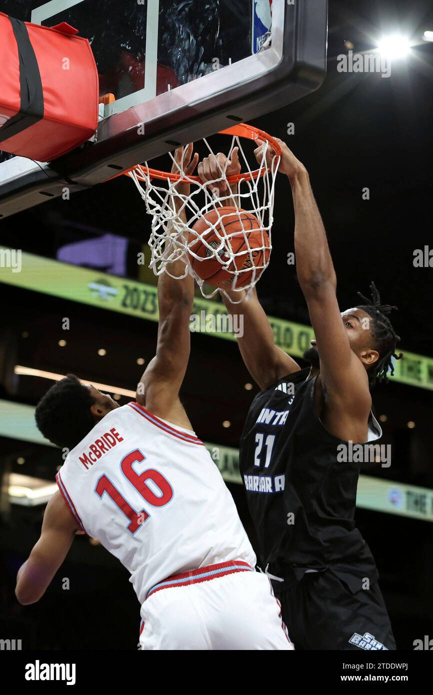 PHOENIX, AZ - DECEMBER 16: UC Santa Barbara Gauchos forward Yohan ...