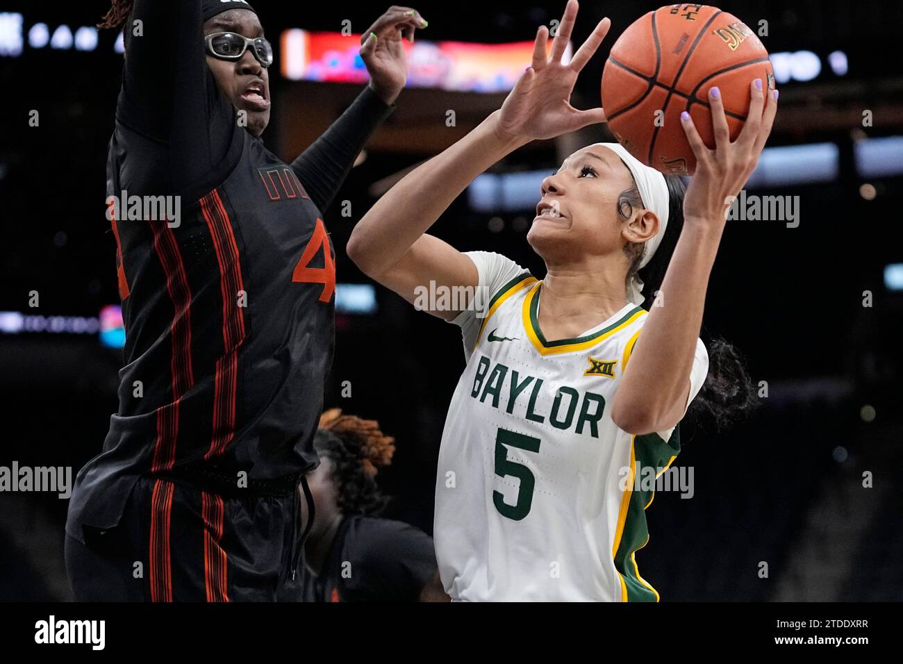 Baylor guard Darianna Littlepage-Buggs (5) looks to shoot against Miami ...