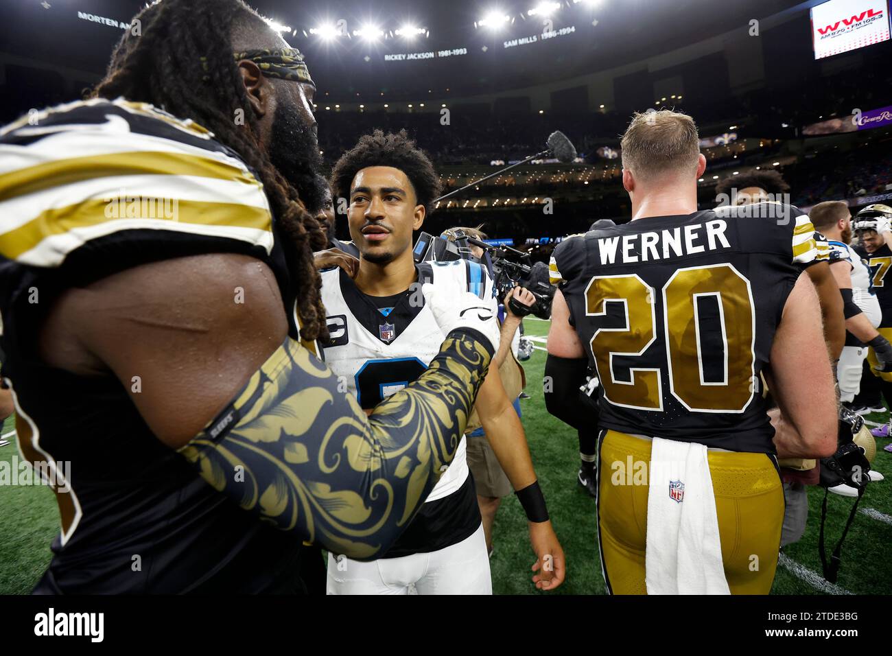 New Orleans Saints linebacker Demario Davis (56) speaks with Carolina ...