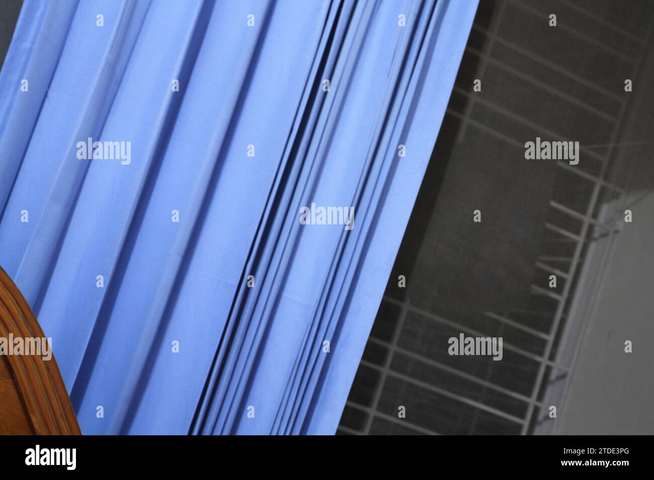 Blue curtain hi-res stock photography and images - Alamy