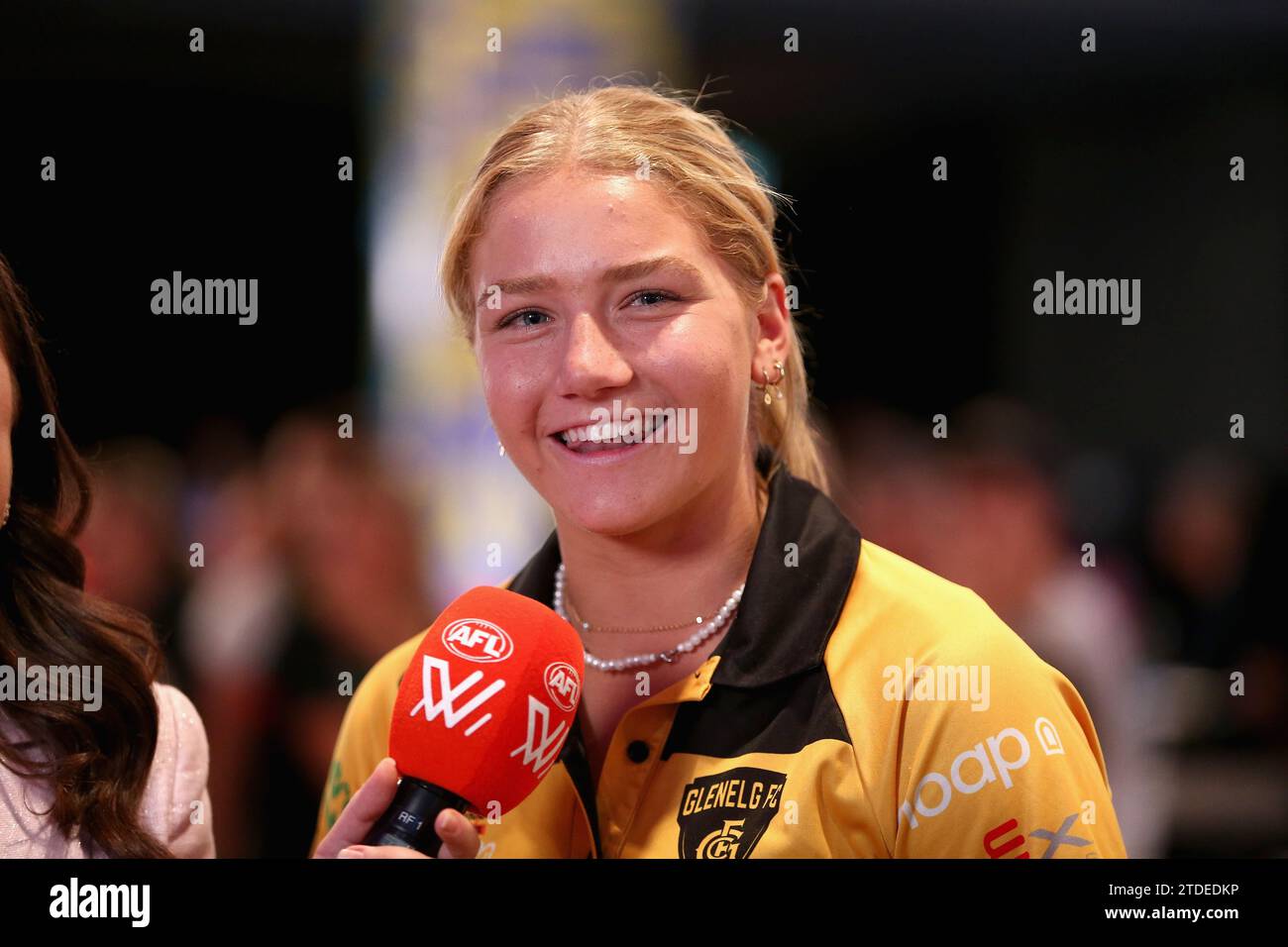 Melbourne, Australia. 18th Dec, 2023. Piper Window is presented with ...