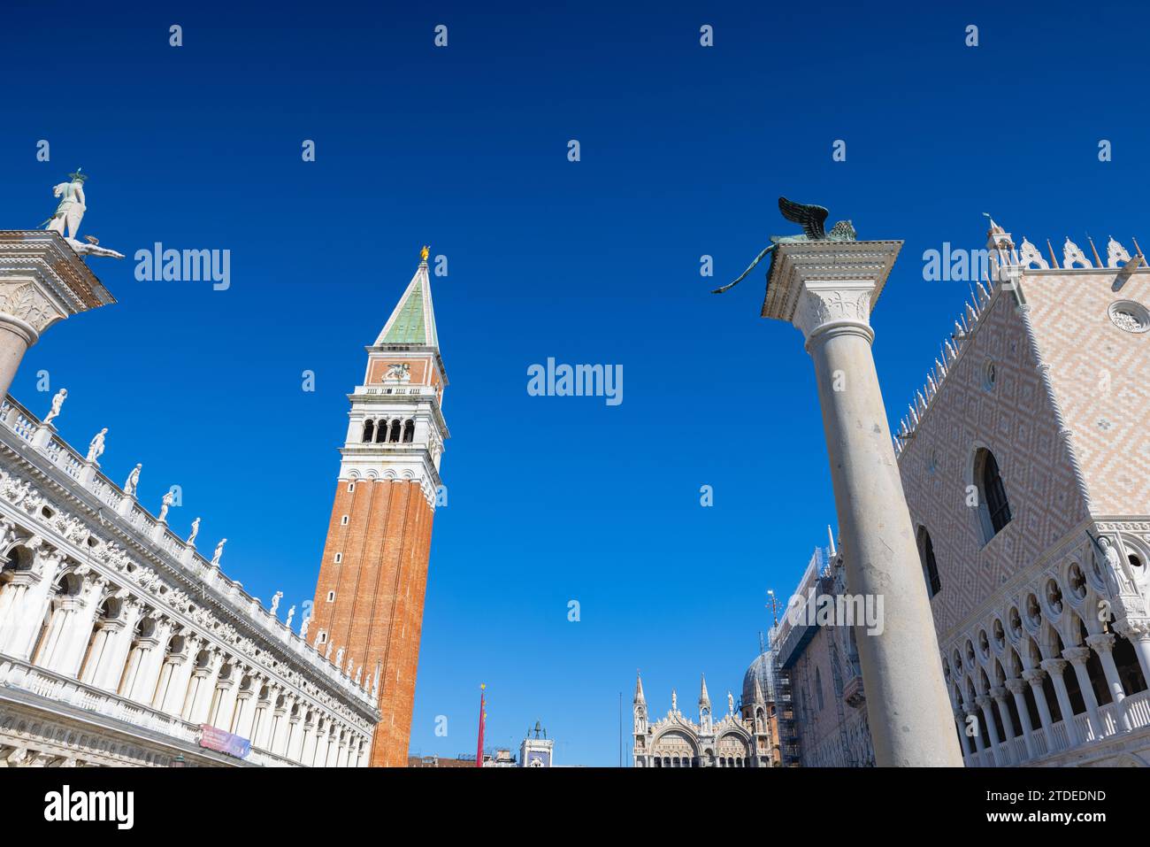 Venice gothic architecture hi-res stock photography and images - Alamy