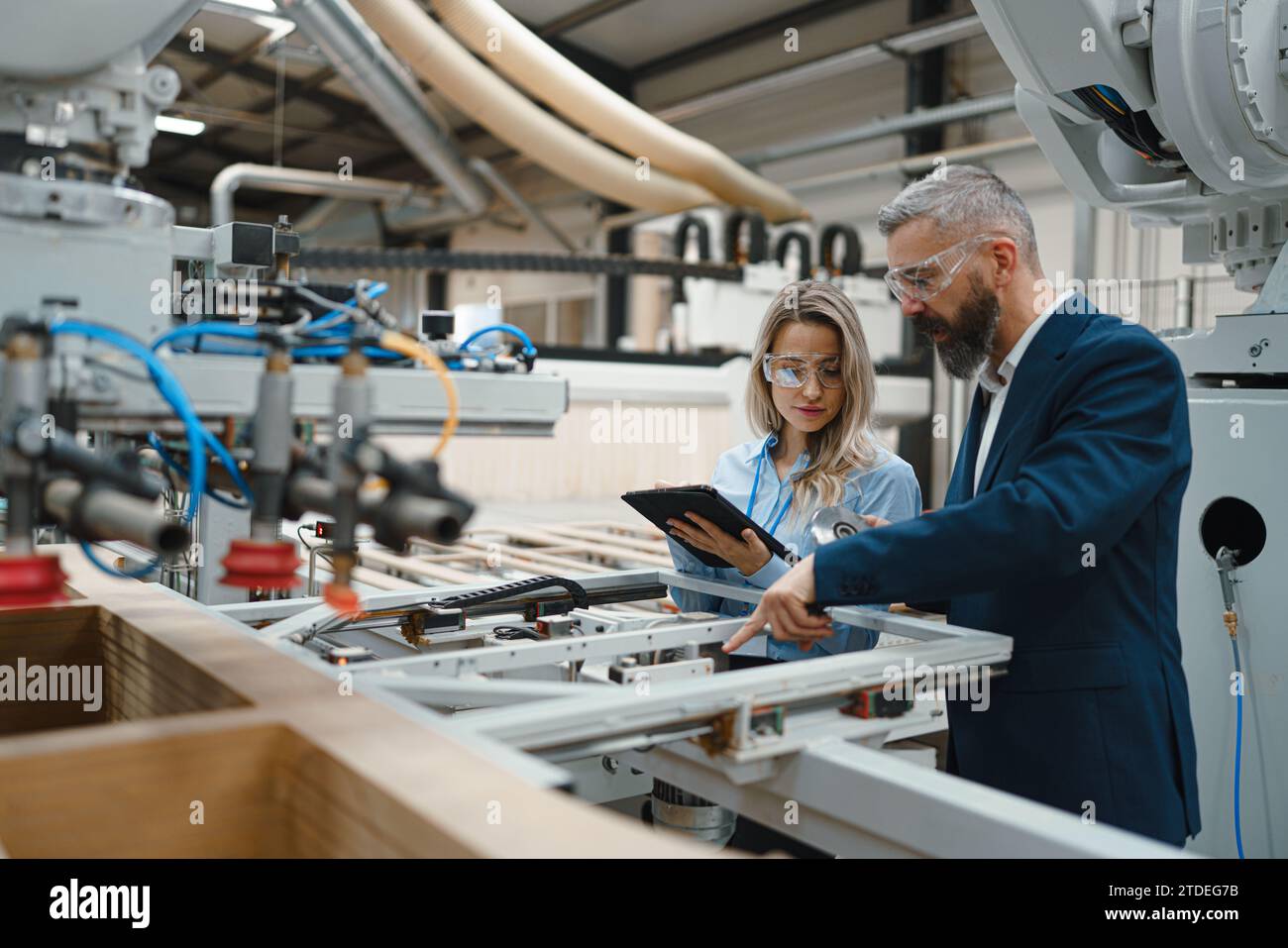 Modern factory female project manager hi-res stock photography and ...