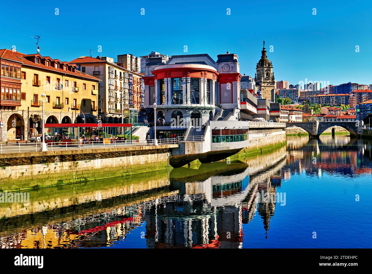 Historical landmark river hi-res stock photography and images - Alamy