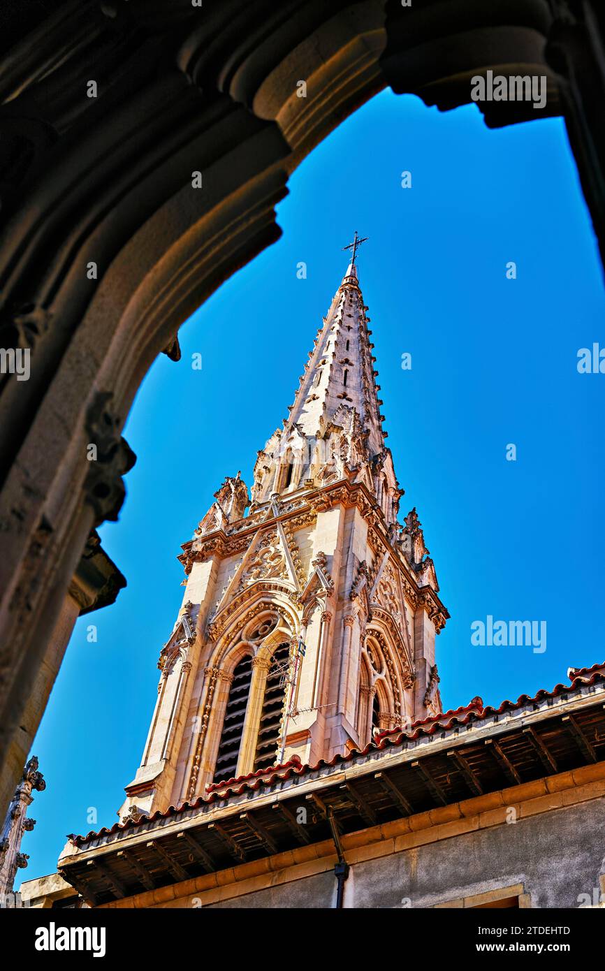 Cathedral turret tower hi-res stock photography and images - Alamy