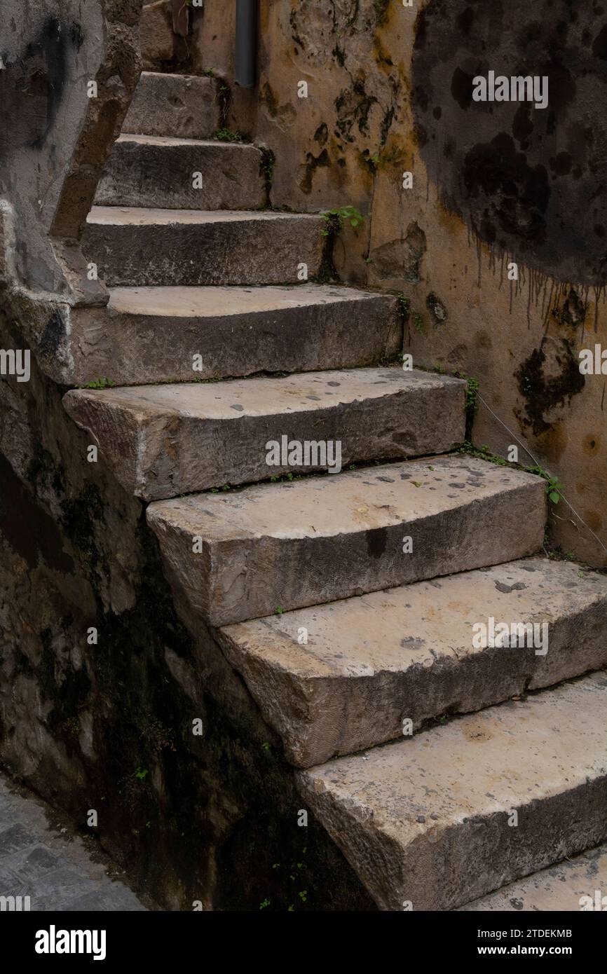 Middle east architecture hi-res stock photography and images - Alamy