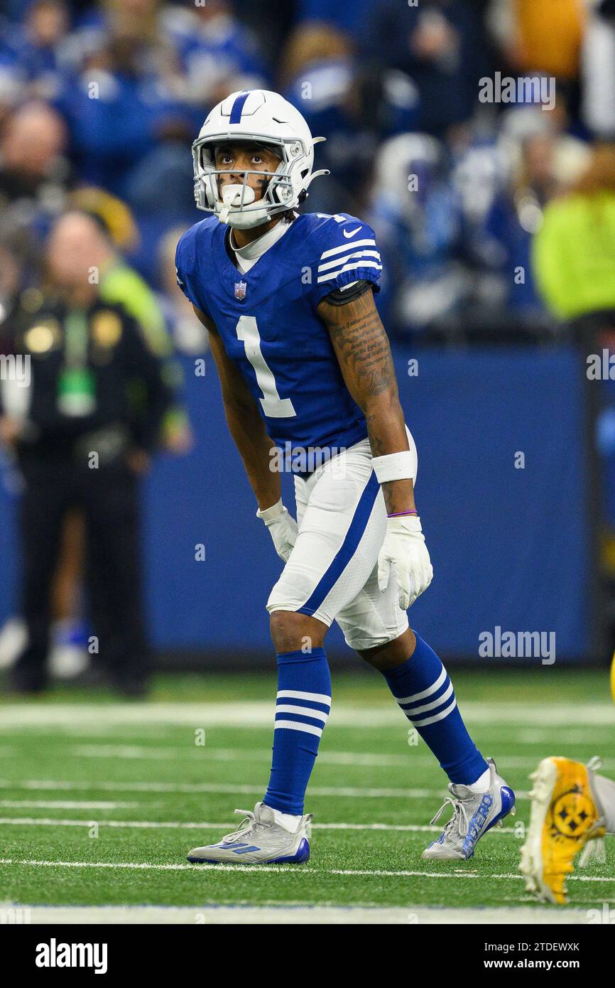 Indianapolis Colts wide receiver Michael Pittman Jr. (11) lines up ...
