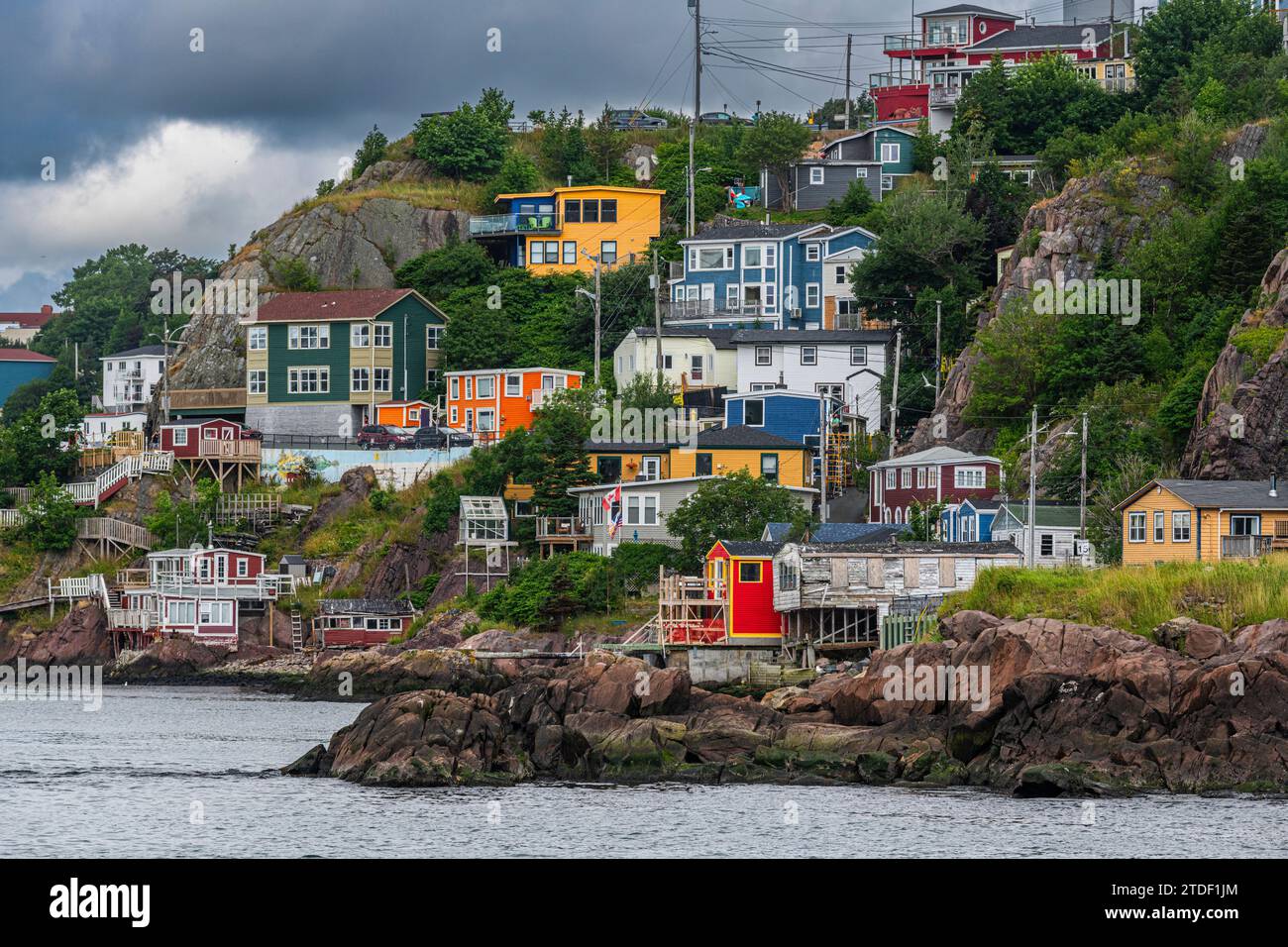 Newfoundland homes houses colorful hi-res stock photography and images ...