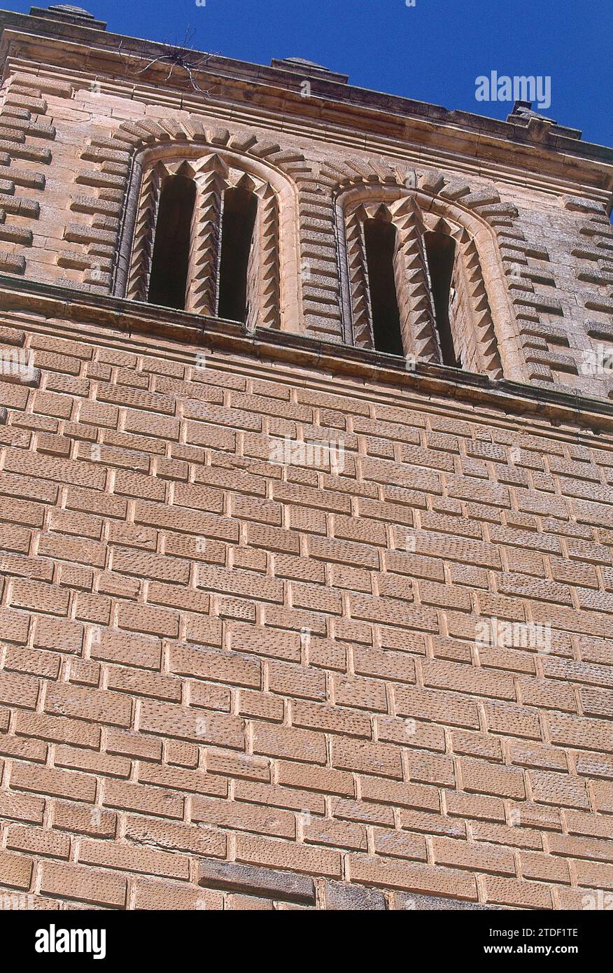 TORRE DE LA IGLESIA DE SAN NICOLAS REALIZADA EN 1562 CON SILLARES ...