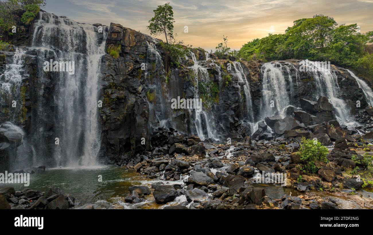 Chiumbe waterfalls, Lunda Sul, Angola, Africa Stock Photo - Alamy