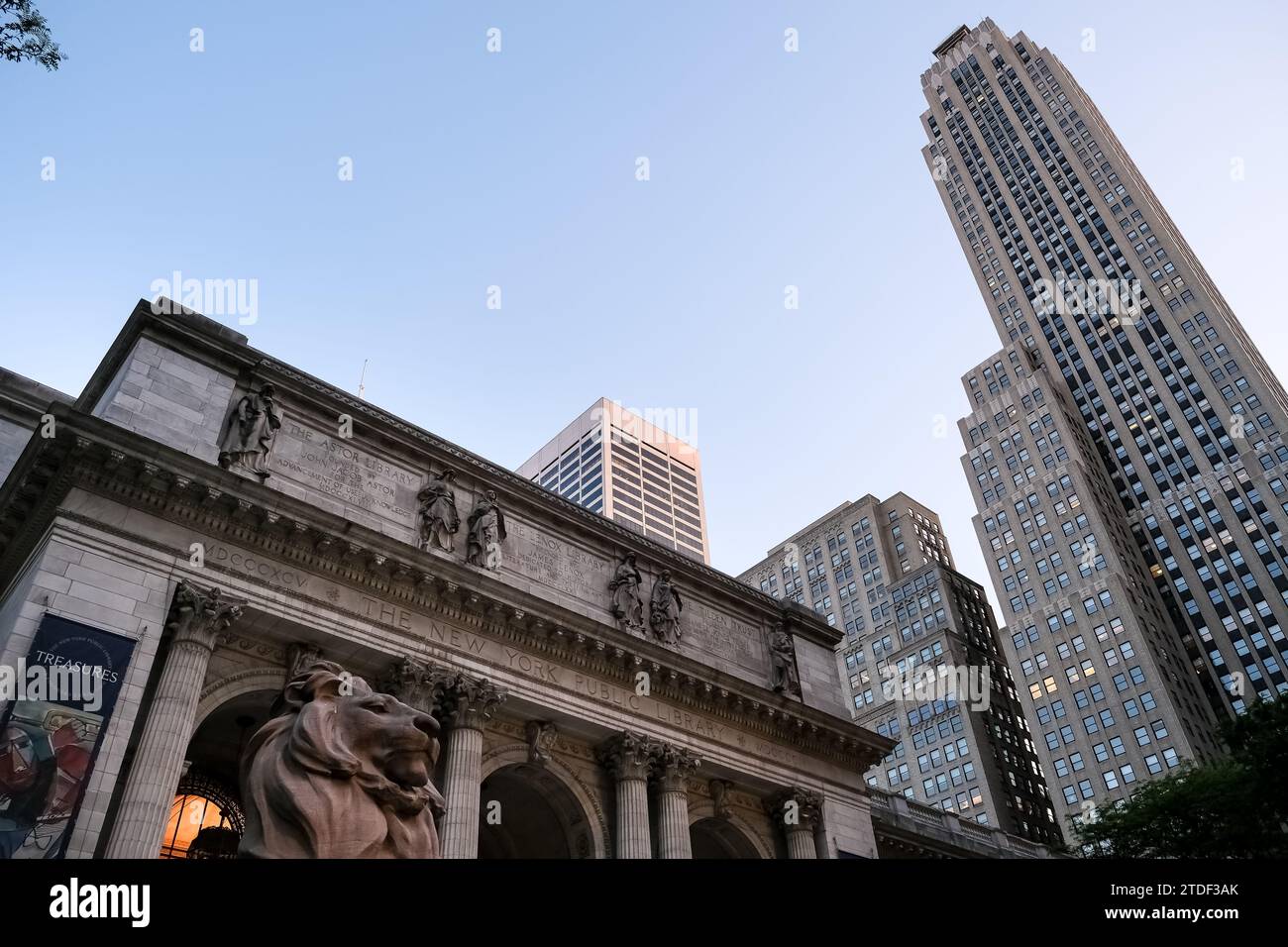 Architectural detail of the New York Public Library (NYPL), second ...