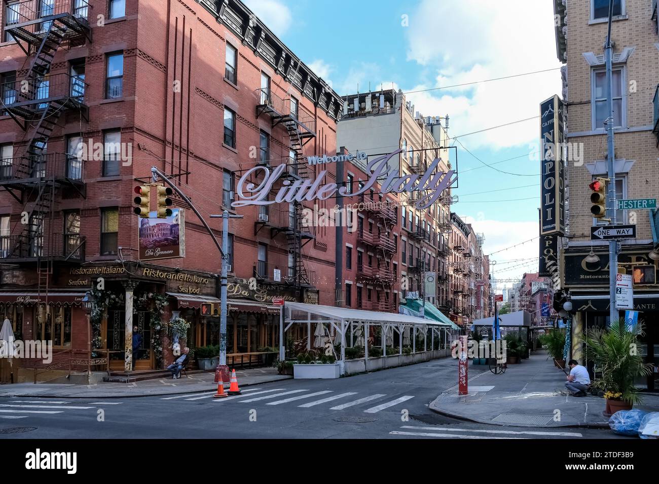 View of the intersection at Mulberry Street and Hester Street, with ...