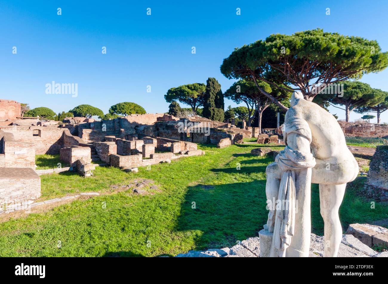 Temple of Hercules, Statue of Cartilius Poplicola, Ostia Antica ...