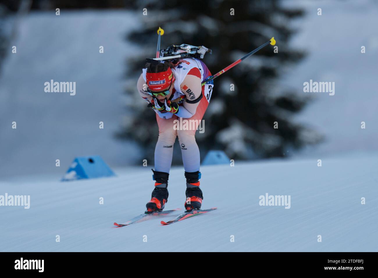 Lenzerheide, Schweiz, 16. Dezember 2023. Meier Lea SUI bei der 10 km ... Lenzerheide, Schweiz, 16. Dezember 2023. Meier Lea SUI bei der 10 km ...