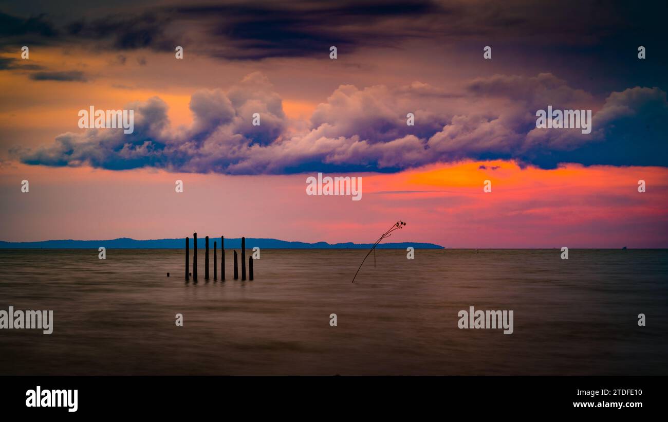 Beautiful seascapes in south hi-res stock photography and images - Alamy