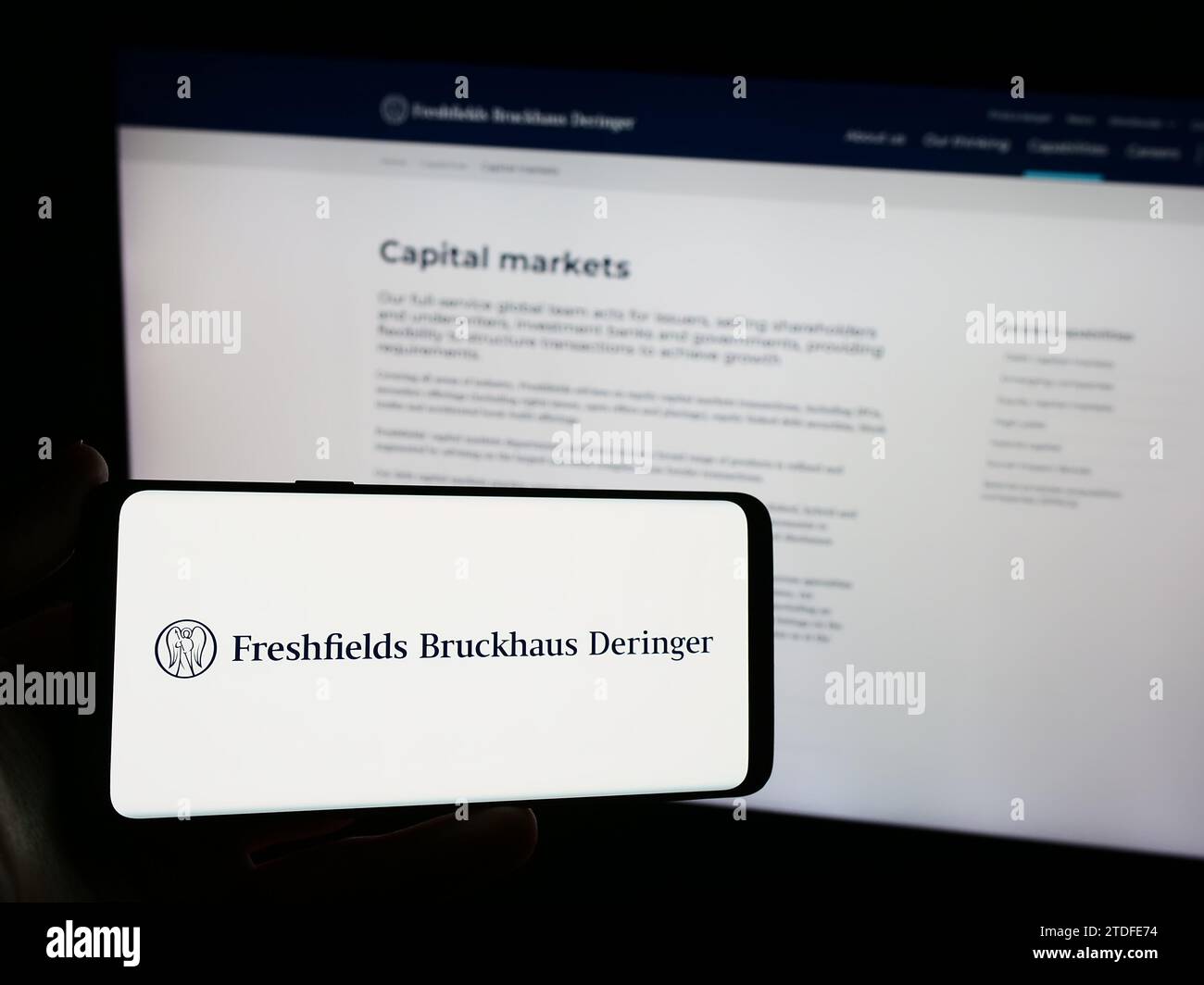 Freshfields bruckhaus deringer logo hi-res stock photography and images - Alamy