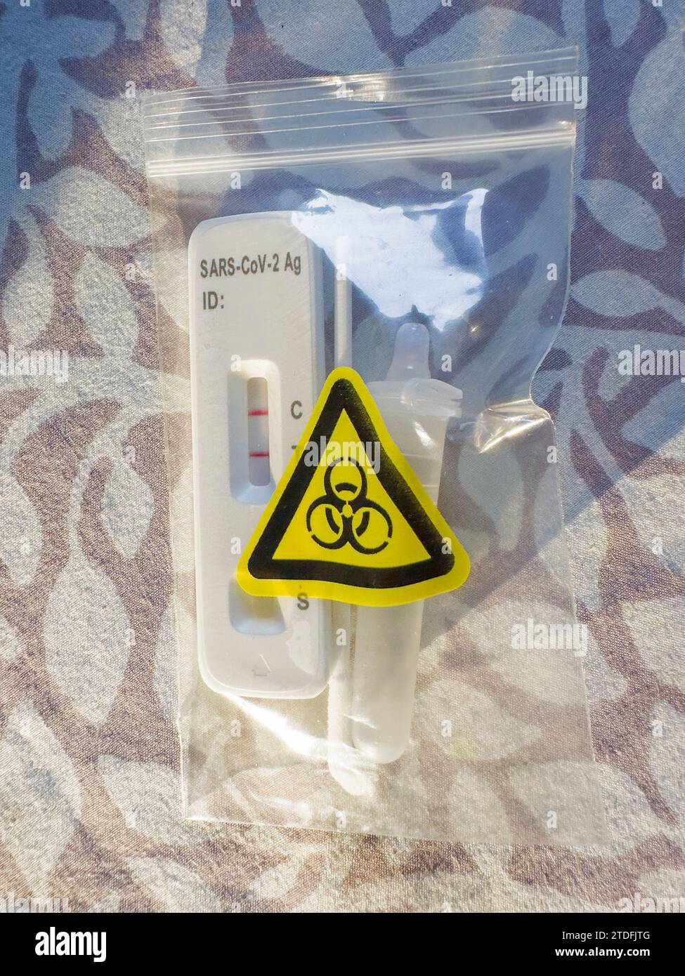 Illustration photo, sealable ZIP, polyethylene, PE bag, logo, biohazard ...