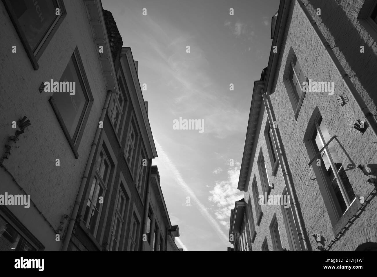 Upward streetview of typical Dutch architecture Stock Photo - Alamy