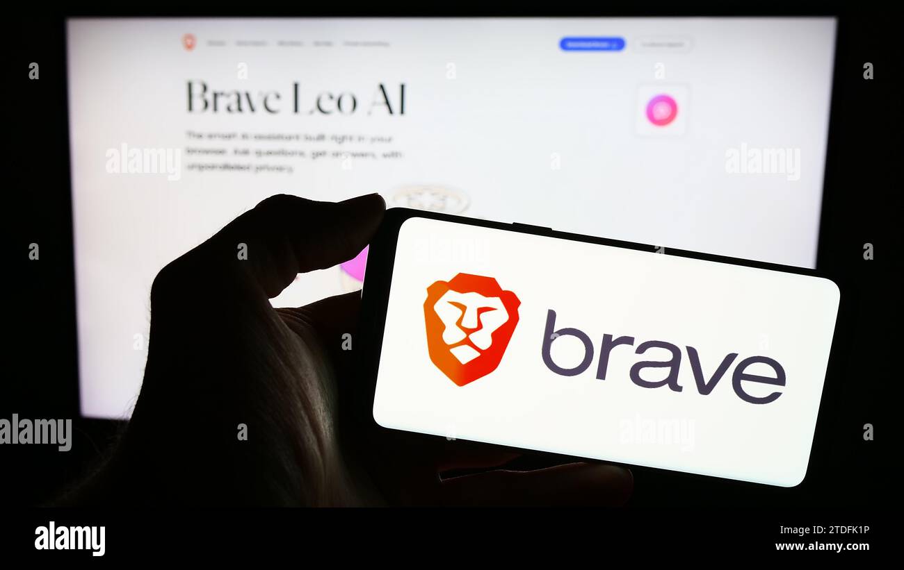 Brave browser logo hi-res stock photography and images - Alamy