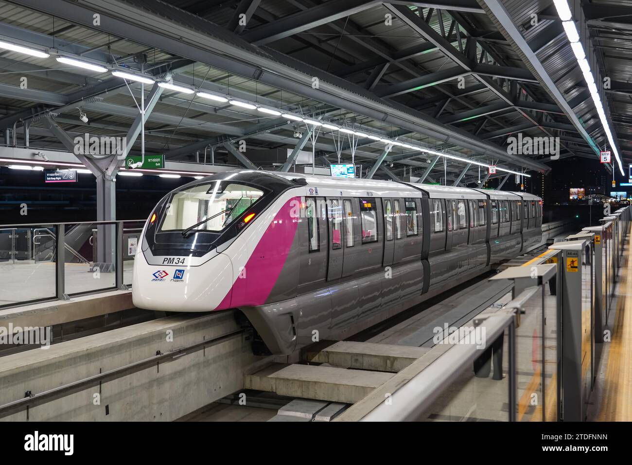 MRTA nbm pink monorail line unmanned, autopilot sky train station ...