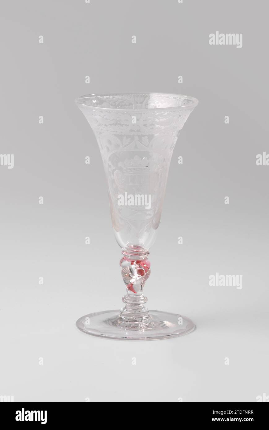 Chalice glass with the weapon of the Van Beuningen family, c. 1700 - c ...