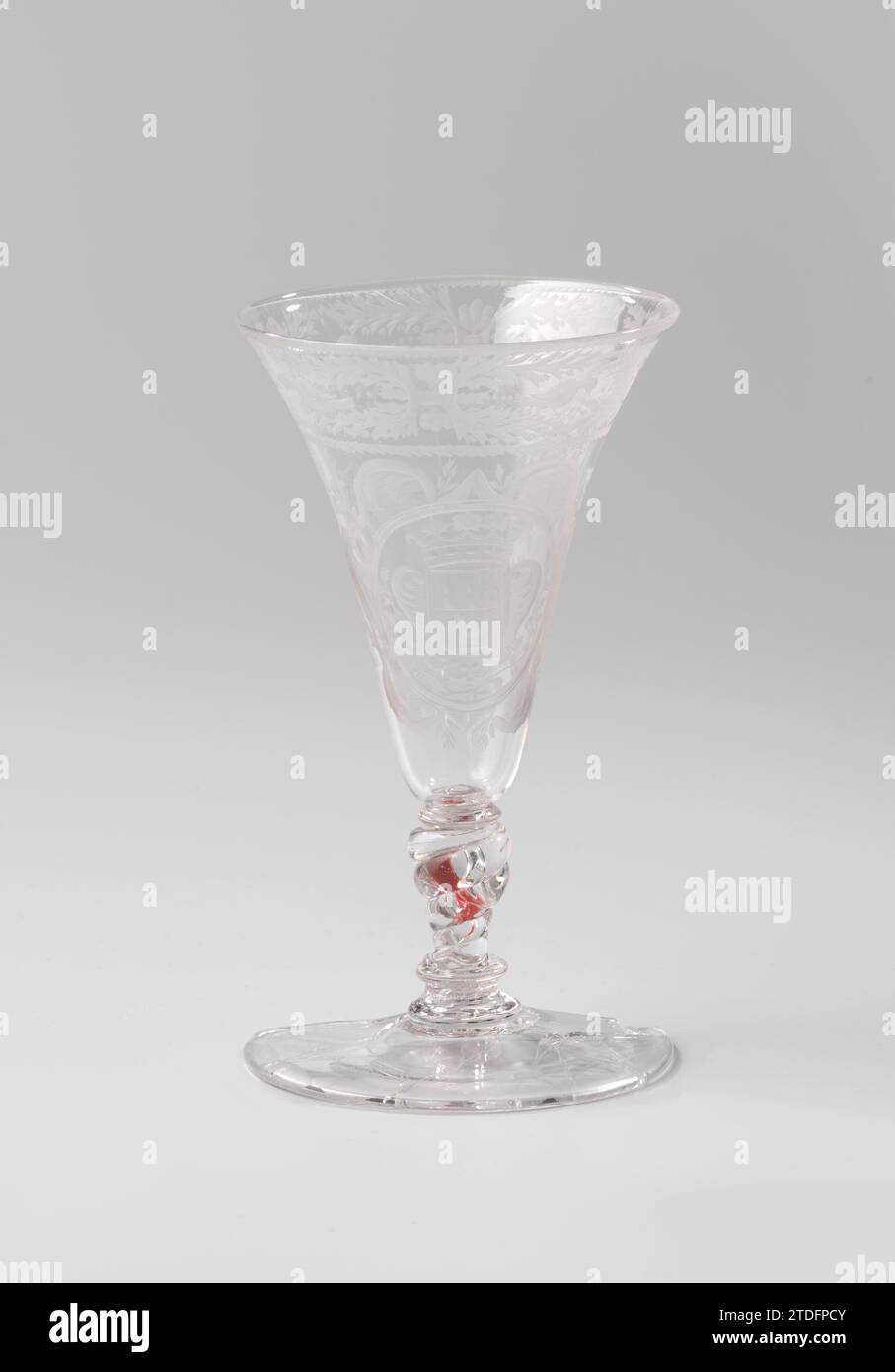Chalice glass with the weapon of the Van Beuningen family, c. 1700 - c ...