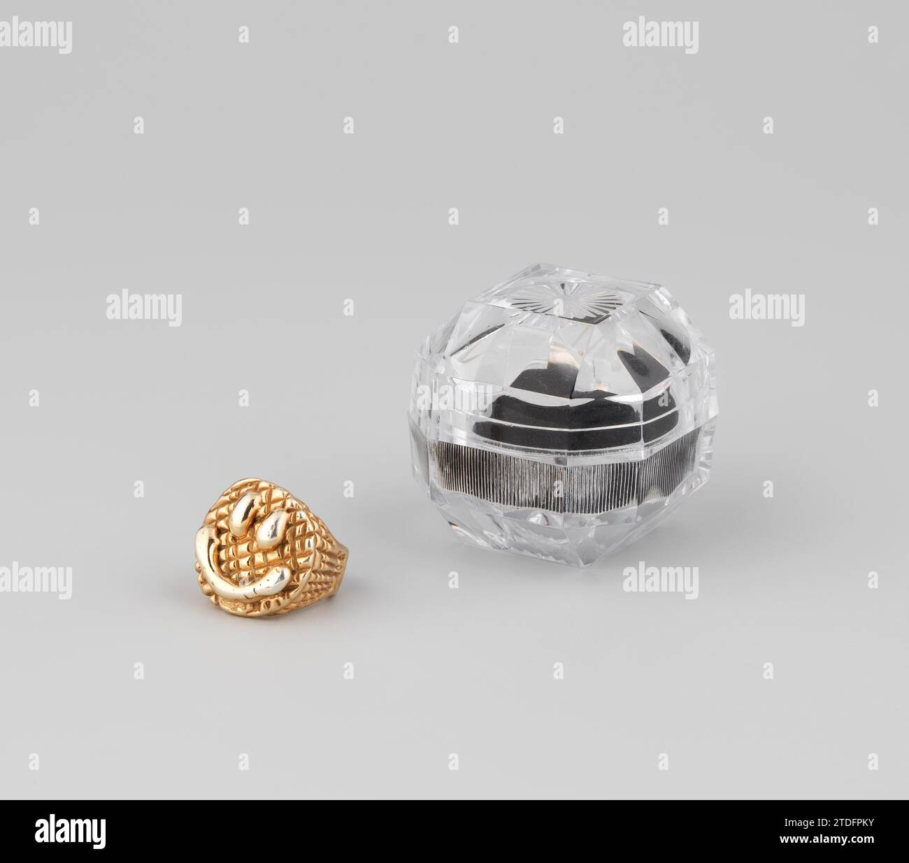 Transparent perspex box for Ring Smiley, Anonymous, 2016 Perspex box ...