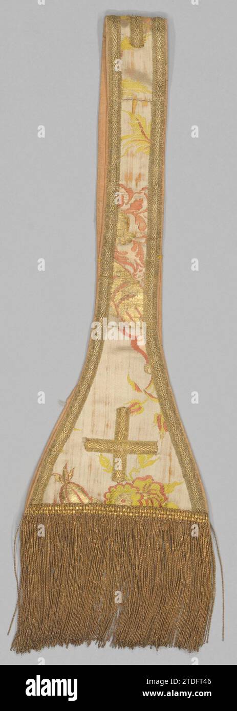 Manipel of gold brocade with flower pattern, so -called "bizarre ...