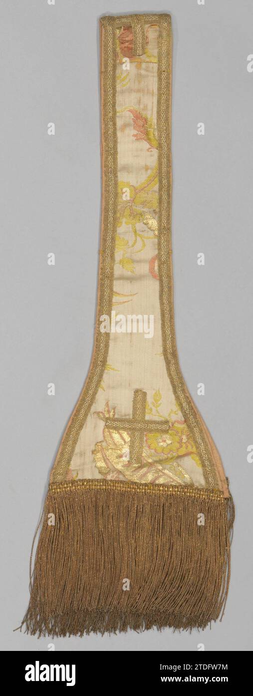 Manipel of gold brocade with flower pattern, so -called "bizarre ...